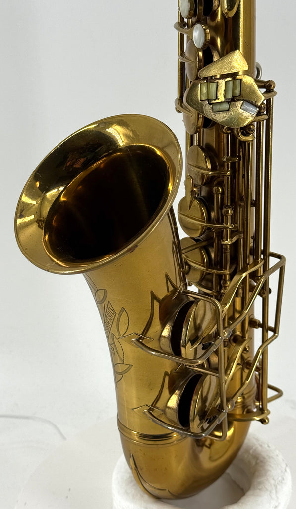 1945 Conn 6M Alto Saxophone Ser# 319XXX RR – Roberto's Winds